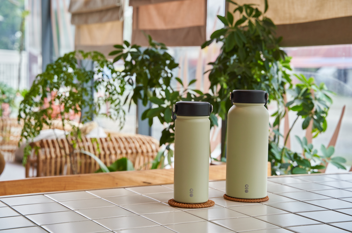 Pastel Ace Bottle Medium